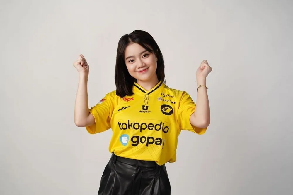 Profil dan Fakta Menarik ONIC Kayes, BA Cantik Asal Bandung - Blog ... Profil dan Fakta Menarik ONIC Kayes, BA Cantik Asal Bandung - Blog ...